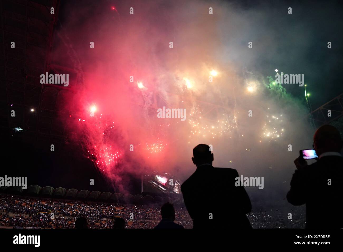 2024 fireworks hi-res stock photography and images - Alamy