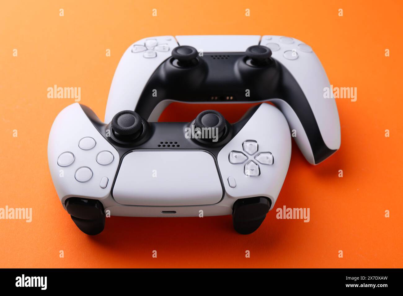 Buttons controllers hi-res stock photography and images - Alamy