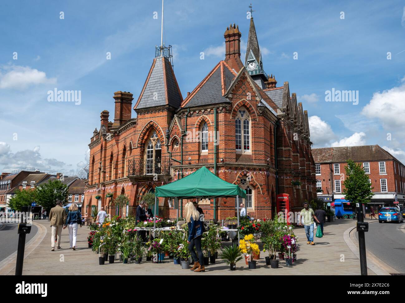 Wokingham Town Hall in the town centre, Berkshire, England, UK, with a ...