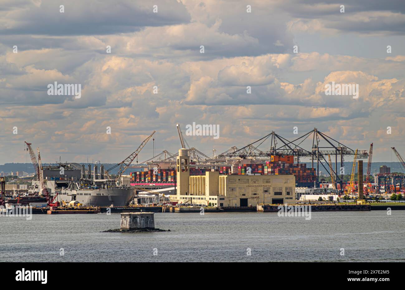 New York, NY, USA - August 1, 2023: Container terminal behind Bayonne ...