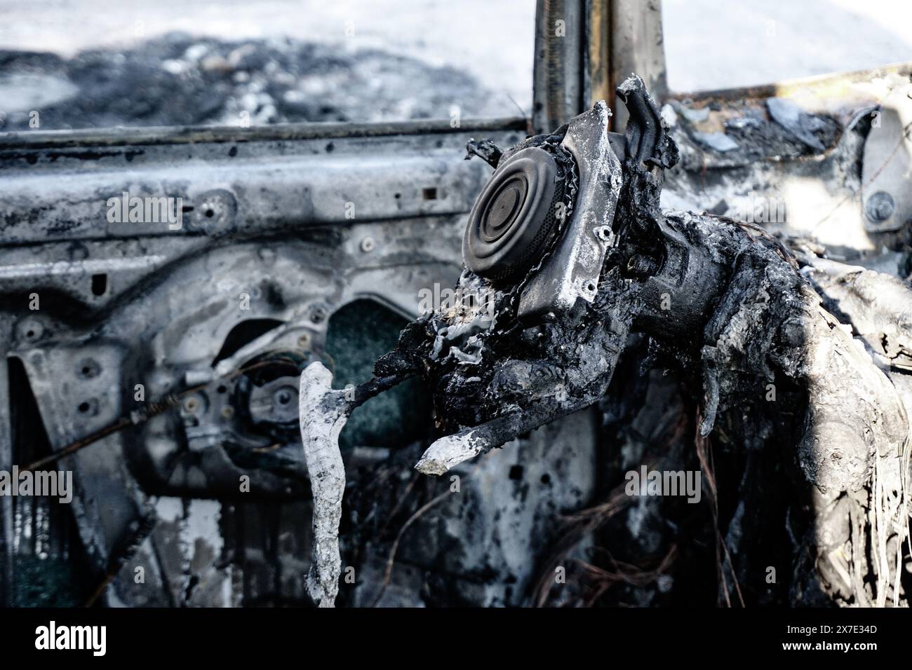 Burned out machinery hi-res stock photography and images - Alamy