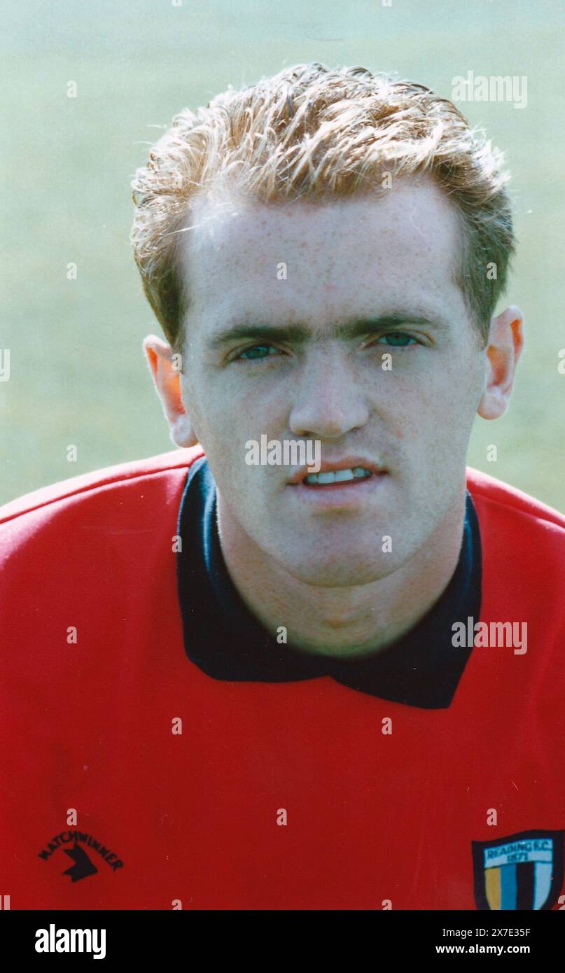 READING GOALKEEPER PHIL BURNS, 1989 PIC MIKE WALKER, 1989 Stock Photo ...