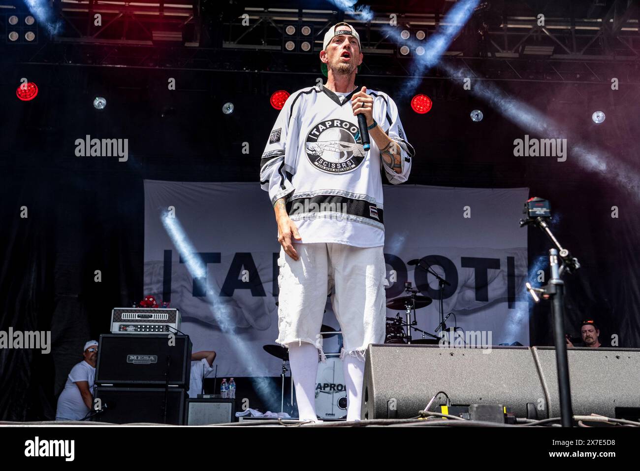 Stephen Richards of Taproot performs during Sonic Temple Art and Music ...