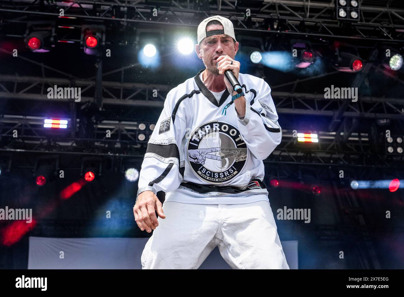Stephen Richards of Taproot performs during Sonic Temple Art and Music ...