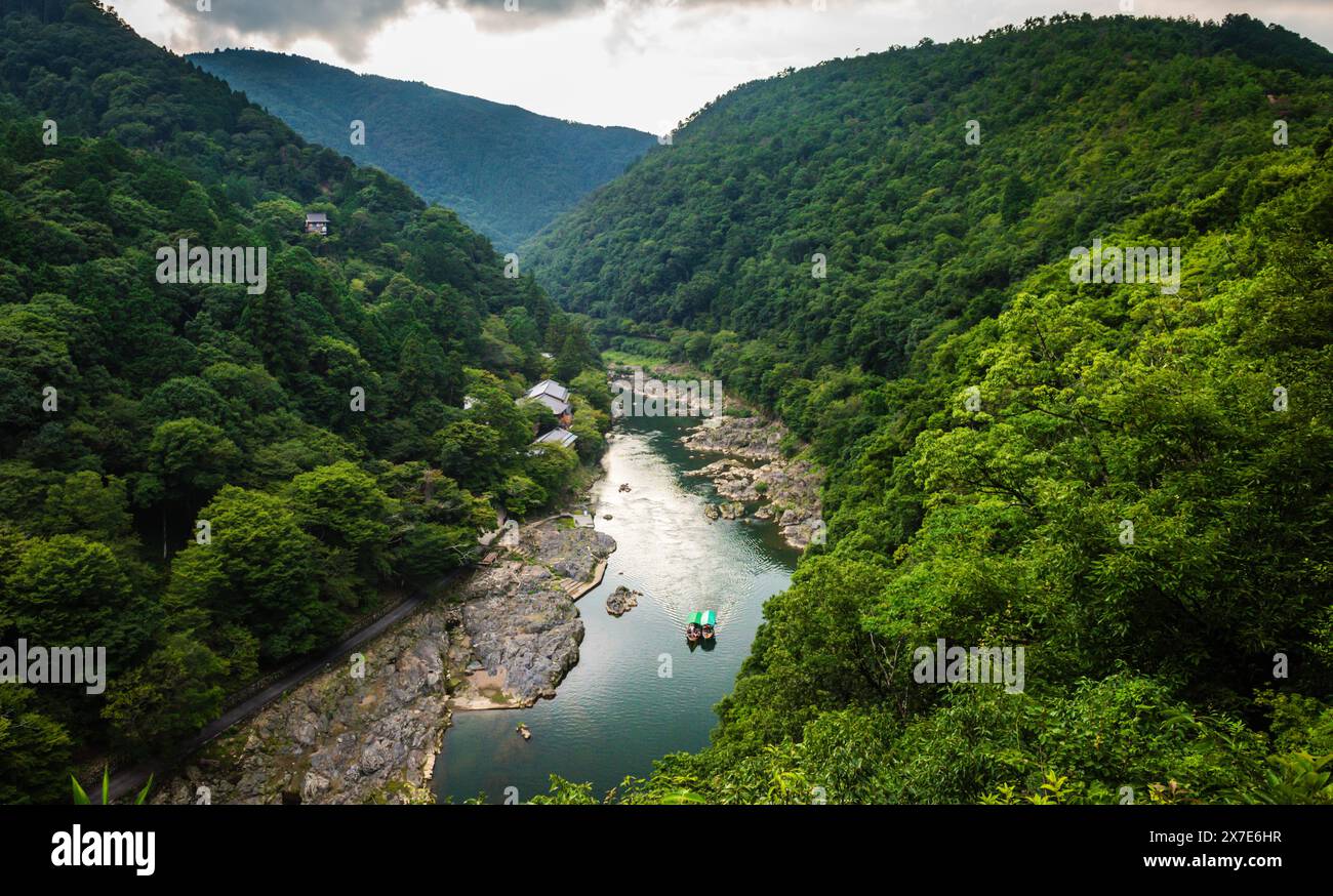 Kyoto city tram hi-res stock photography and images - Alamy