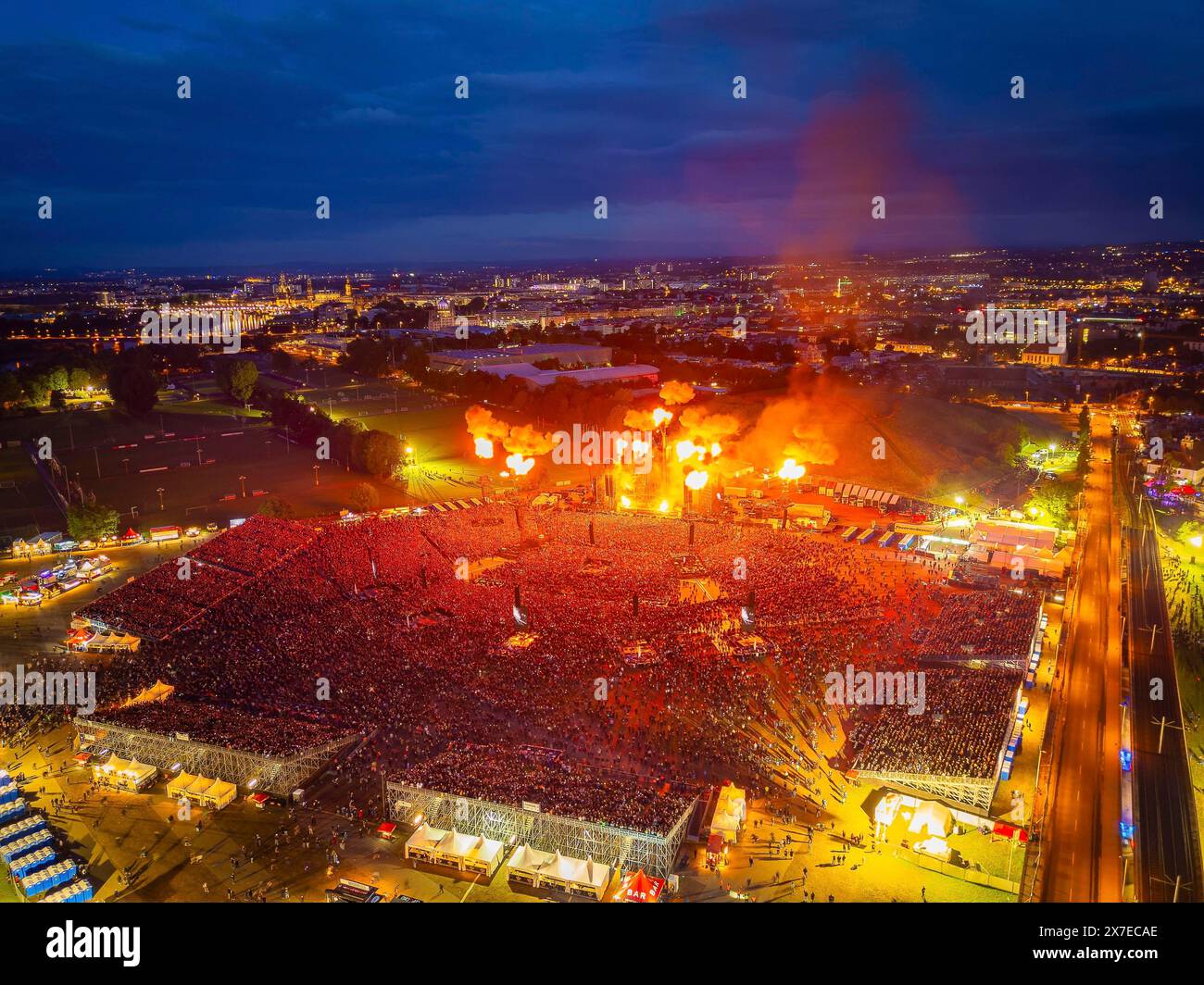 A total of around 200, 000 people attended the 4 concerts by the German ...