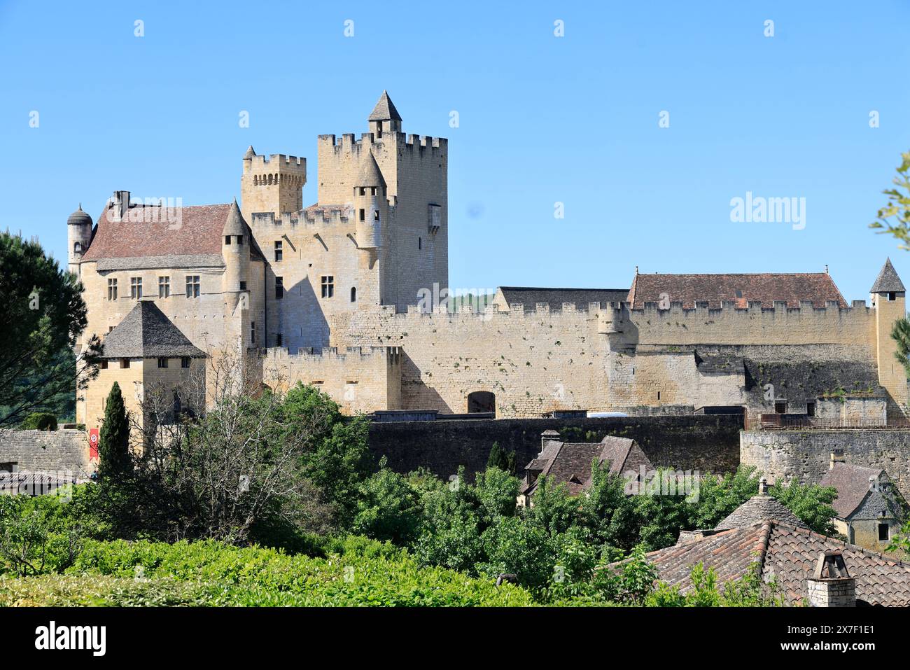 The fortified castle of Beynac in Périgord Noir in south-west France ...