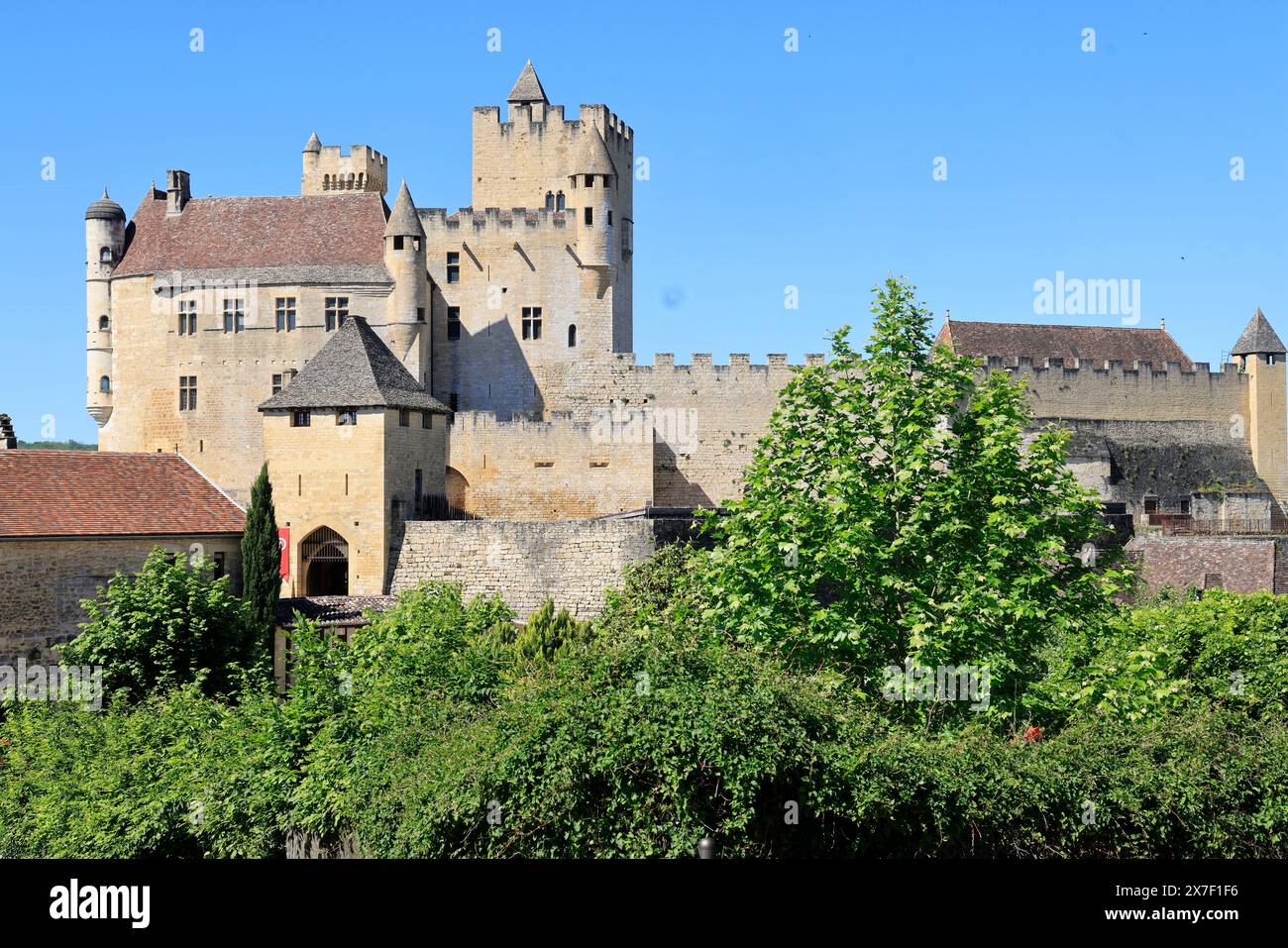 The fortified castle of Beynac in Périgord Noir in south-west France ...