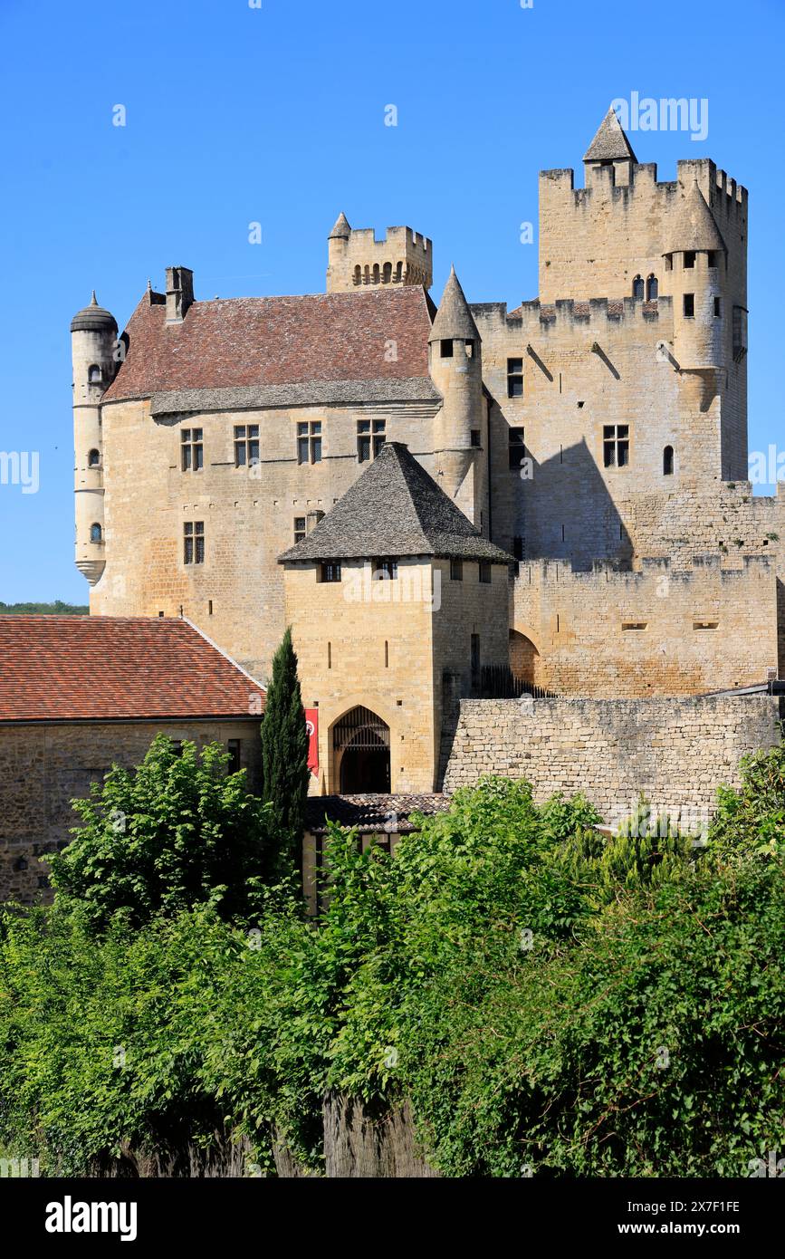 The fortified castle of Beynac in Périgord Noir in south-west France ...