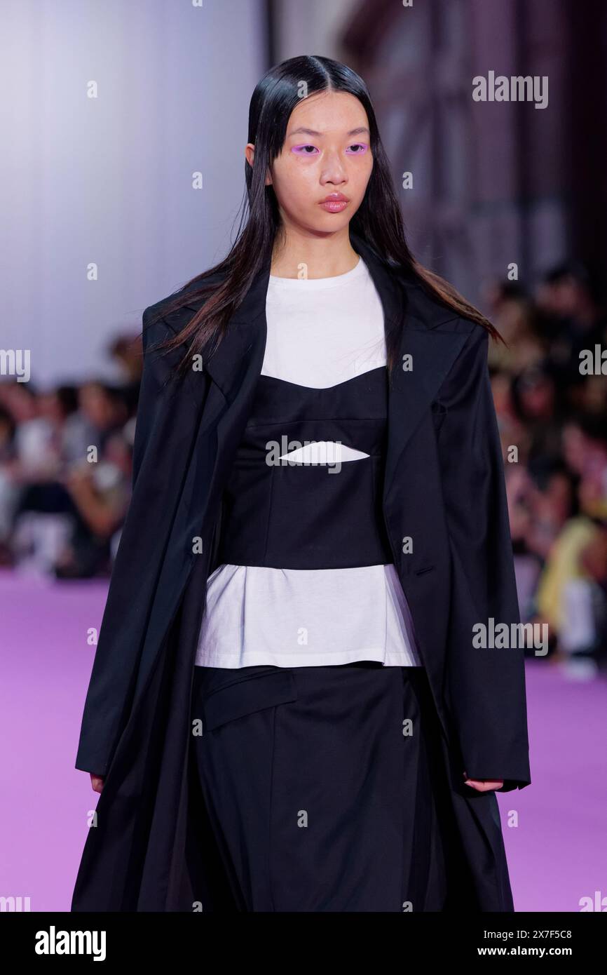 A model walks the runway during the ANNA QUAN Presented by eBay show ...