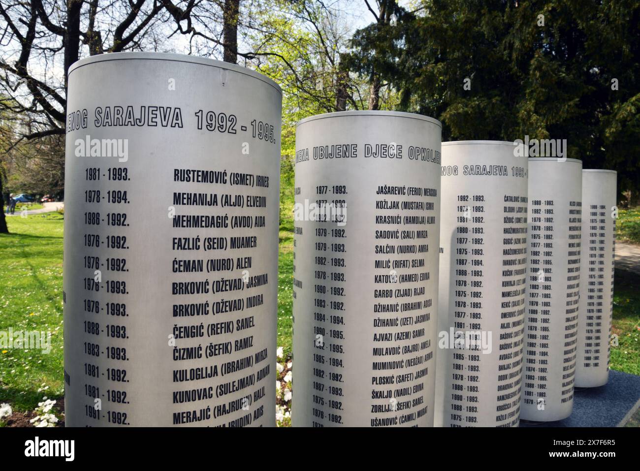 Tragic death memorial hi-res stock photography and images - Alamy