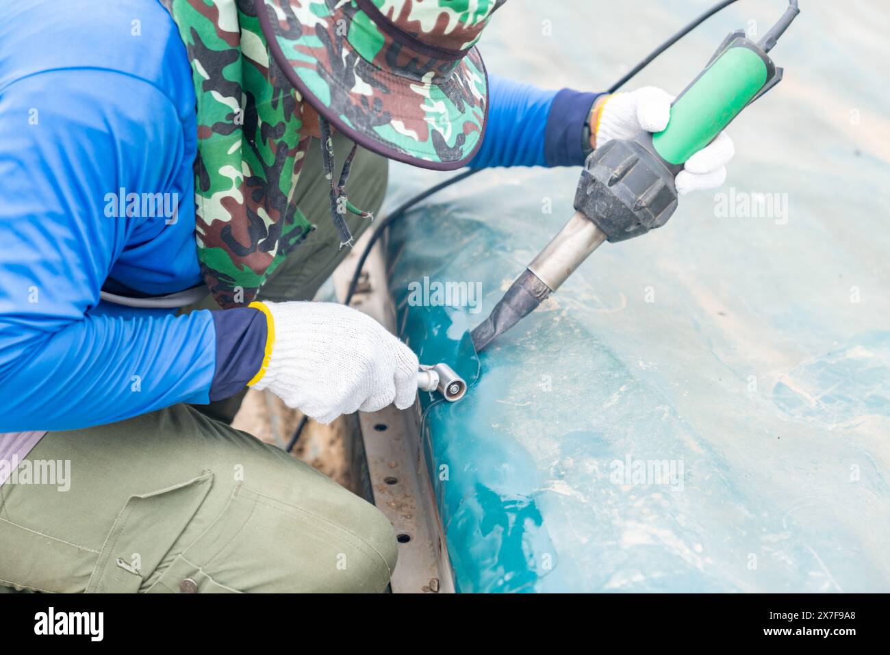Construction worker installing welding hi-res stock photography and ...