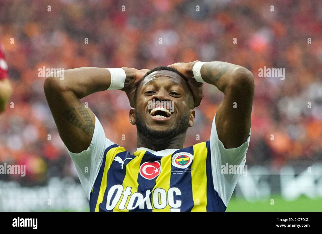 Fenerbahce vs galatasaray hi-res stock photography and images - Alamy
