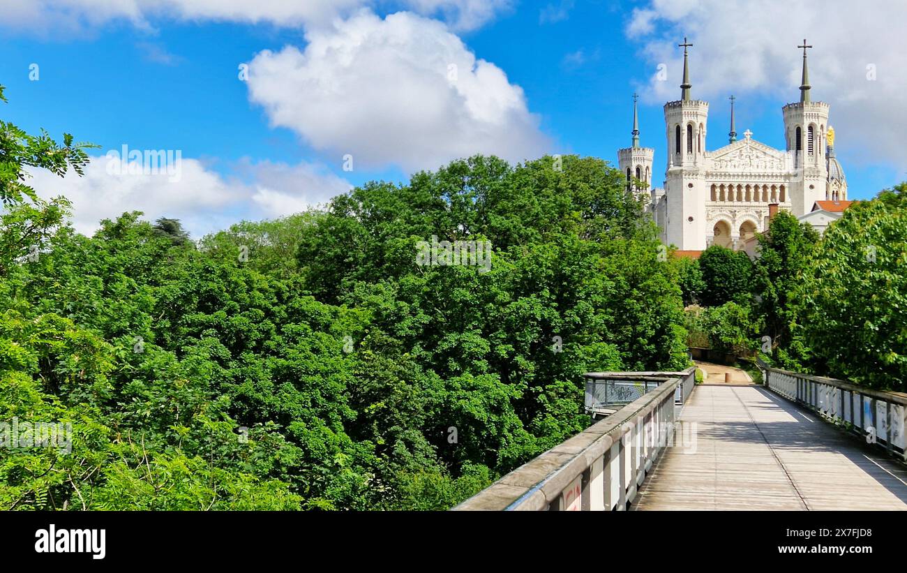 Fourviere basilica seen from the footpath crossing the Heights Park ...