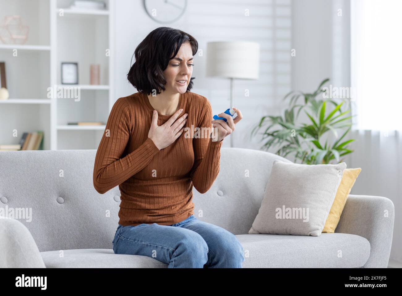 Breathing issue treatment hi-res stock photography and images - Alamy