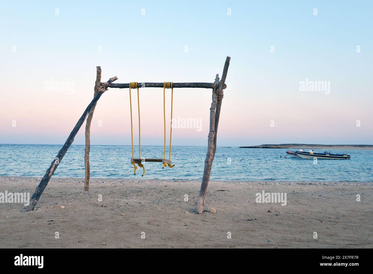 Scuba diving the egyptian red sea hi-res stock photography and images ...