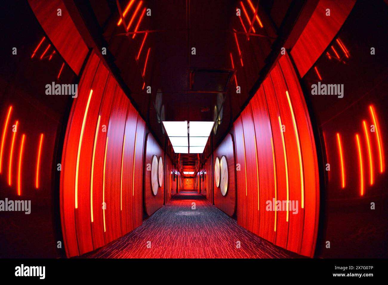 Red corridor hi-res stock photography and images - Alamy