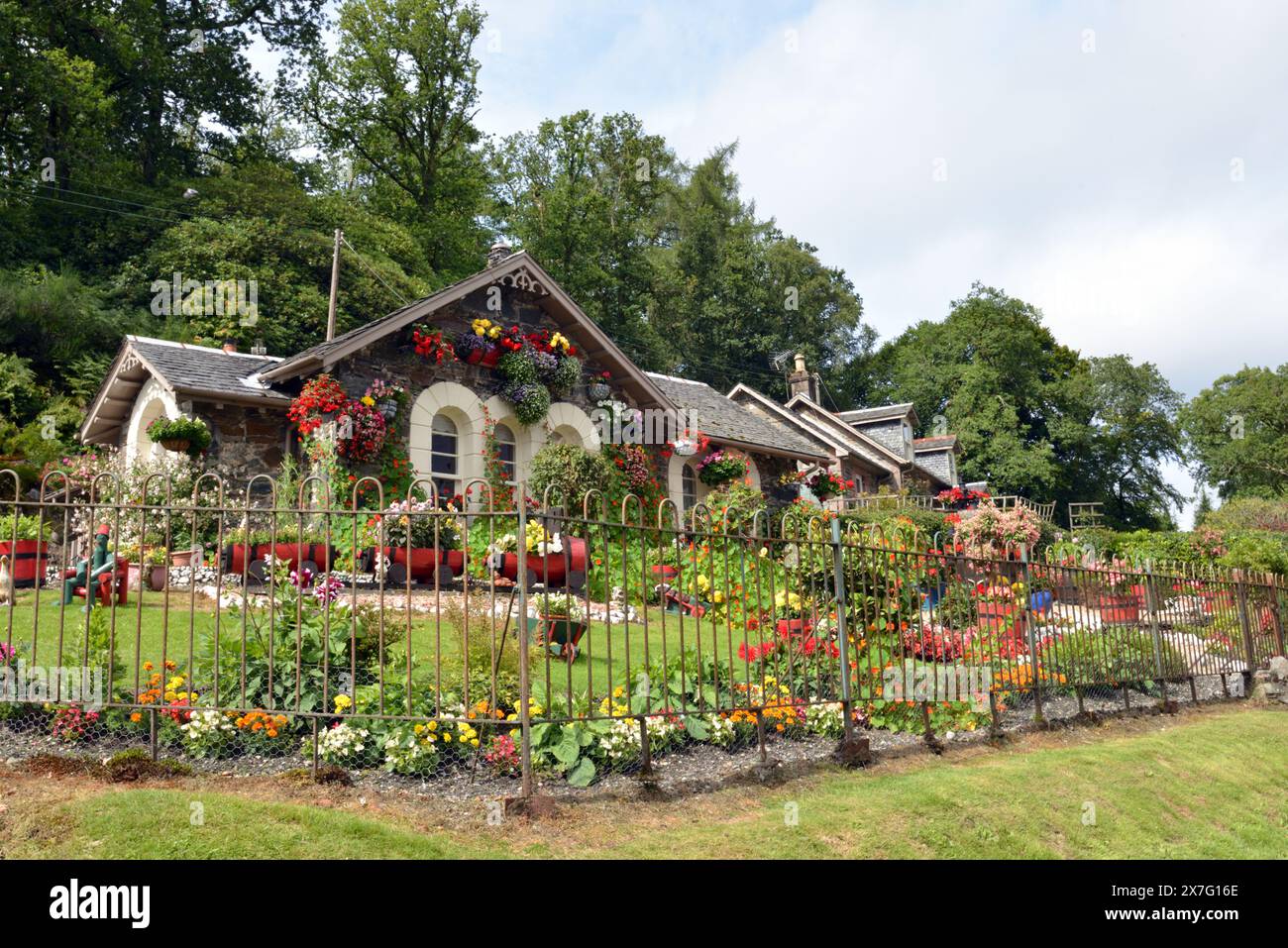 Loch Lomond's house Stock Photo - Alamy