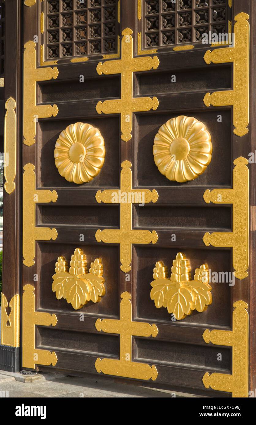 Japan, Kyoto, Higashi Honganji Temple, gate Stock Photo - Alamy