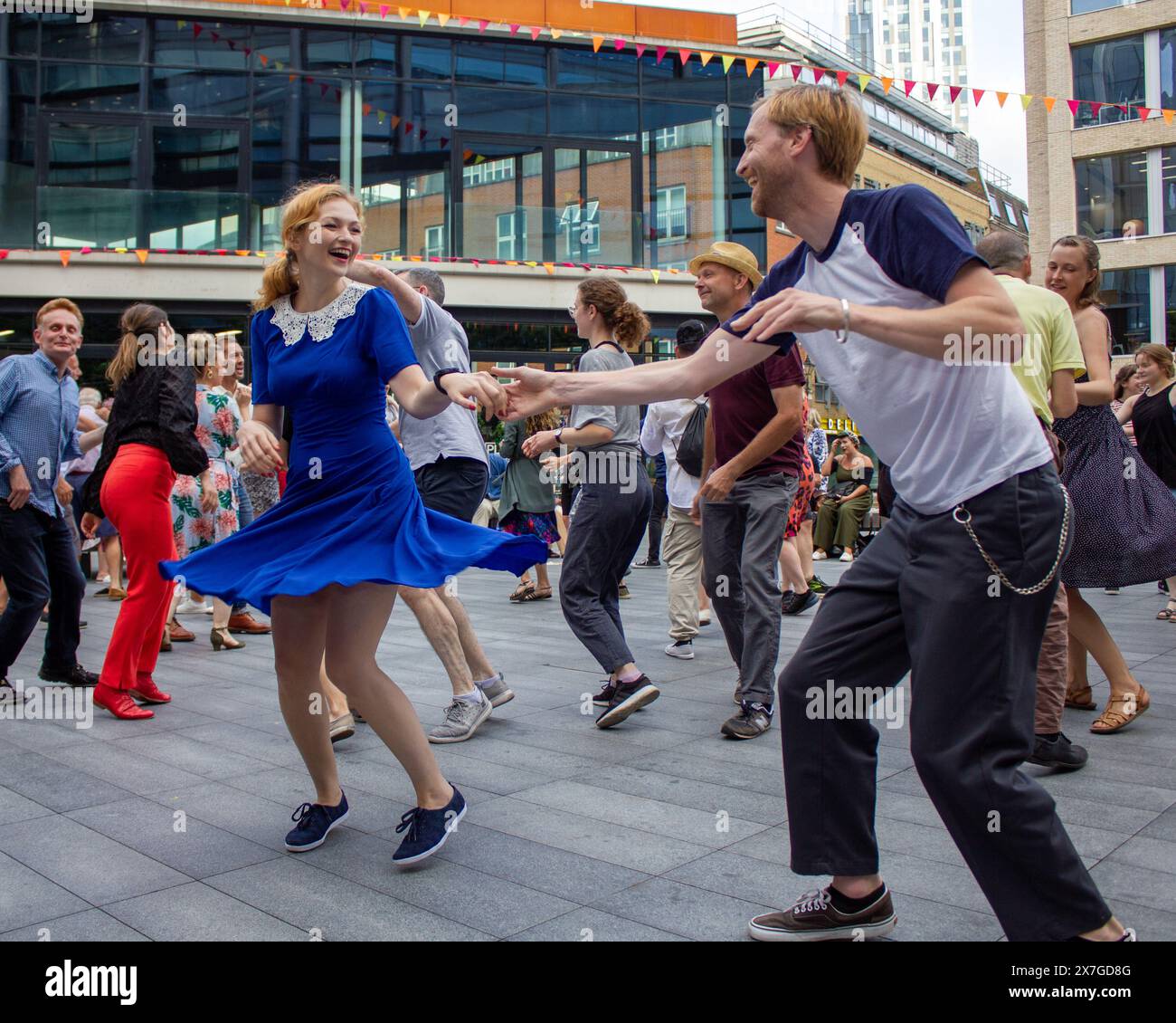 Swing dancing hi-res stock photography and images - Alamy