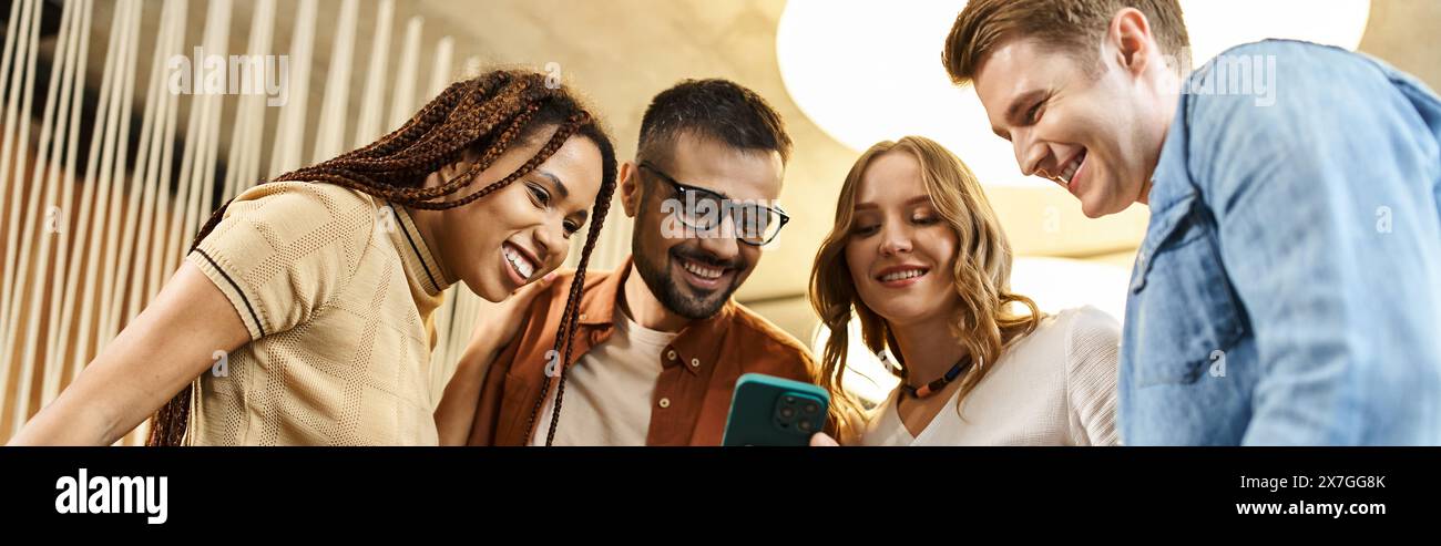 Group huddle men hi-res stock photography and images - Alamy