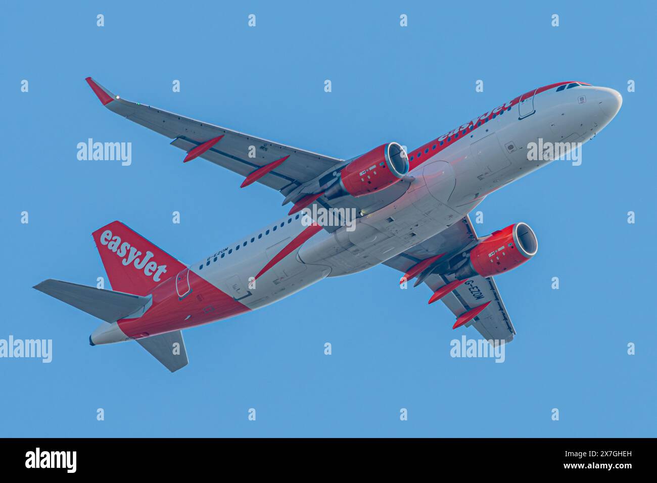 Leigh on Sea, Essex, UK - 20th May 2024: Easyjet Airbus aircraft ...