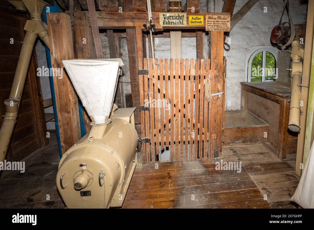 20 May 2024, Brandenburg, Müschen: An elevator that is no longer in ...