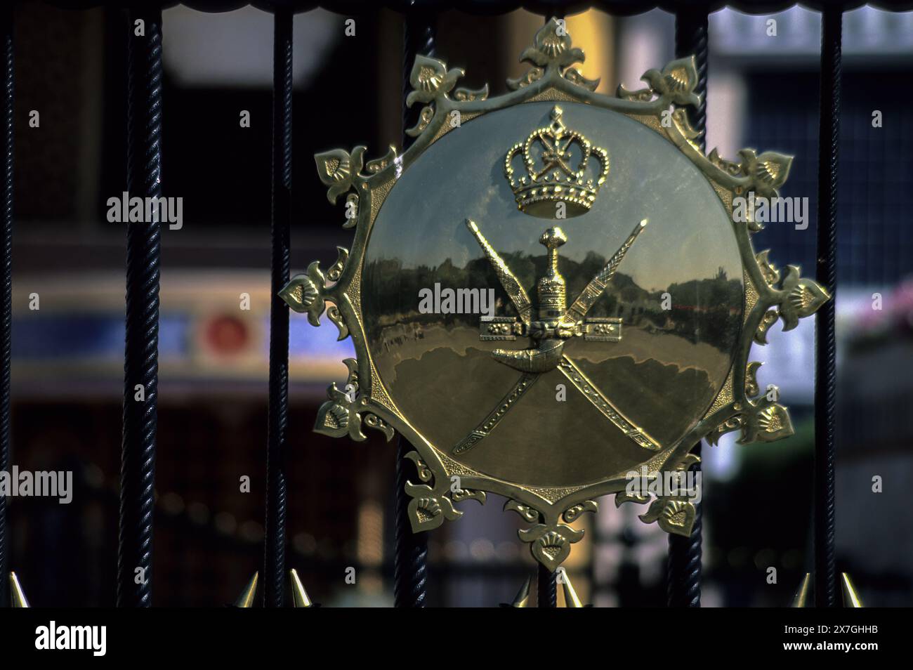 Curved dagger hi-res stock photography and images - Alamy