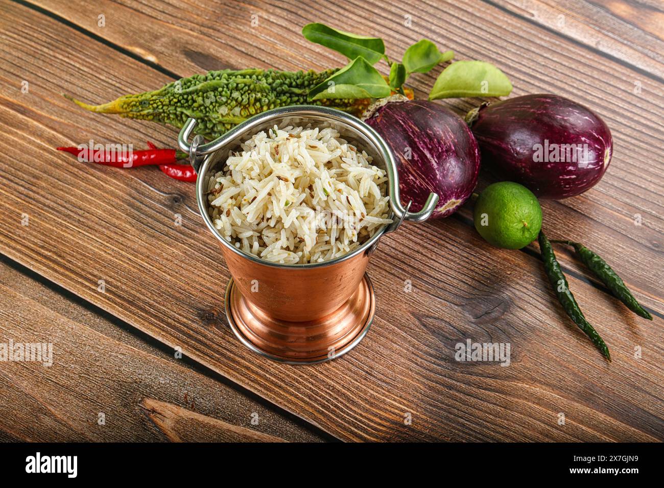 Indian vegan cuisine - jeera rice basmati Stock Photo - Alamy