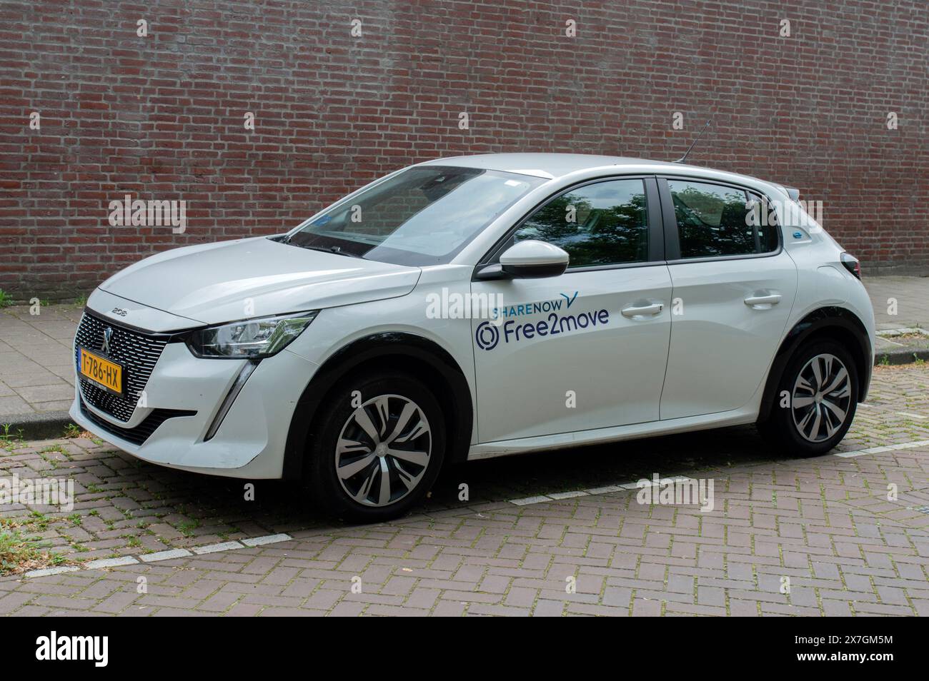 Peugeot 208 Sharenow Free2move Car At Amsterdam The Netherlands 15-5 ...