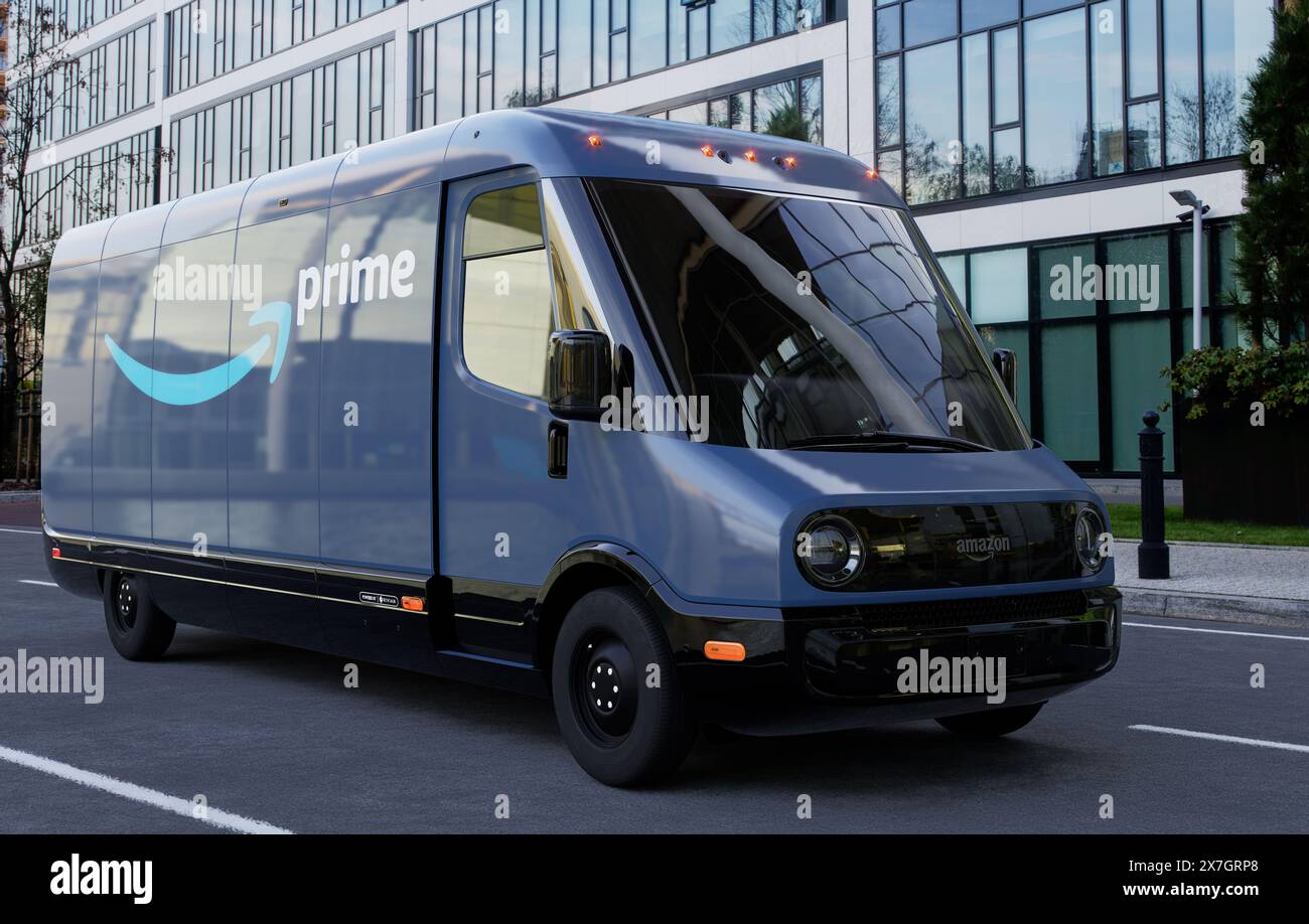 Amazon prime electric delivery truck hi-res stock photography and ...