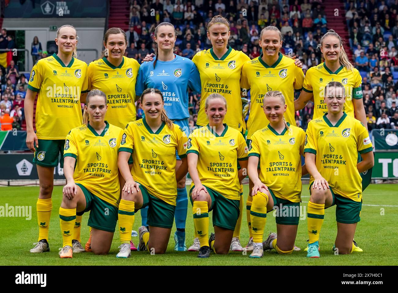 TILBURG, NETHERLANDS - MAY 20: Teamphoto of Fortuna Sittard with ...