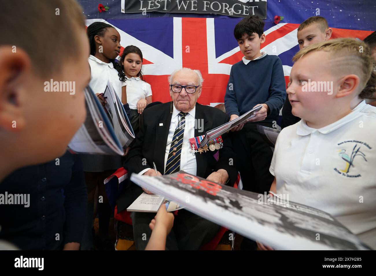 D-Day veteran and Ambassador for the British Normandy Memorial, Ken Hay ...