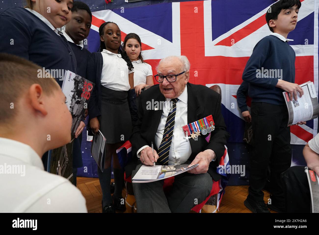 D-Day veteran and Ambassador for the British Normandy Memorial, Ken Hay ...