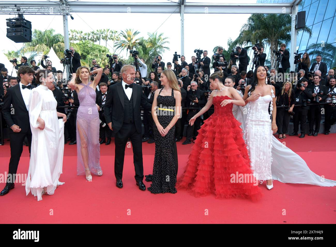 Hayes Costner, Jena Malone, Abbey Lee Kershaw, Kevin Costner, Georgia ...