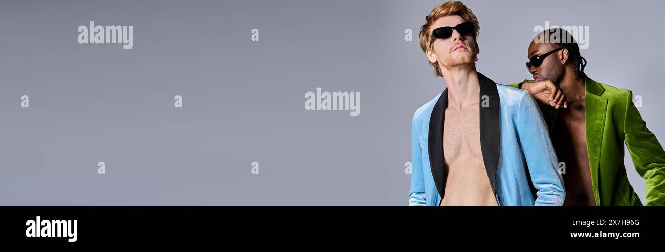 Two standing gentlemen hi-res stock photography and images - Alamy