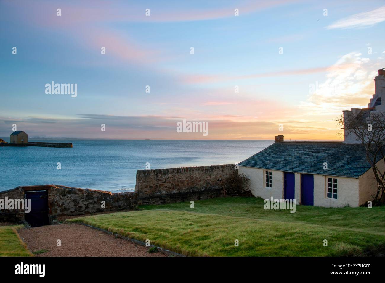 Garden cottage, Elie and Earlsferry, Fife, Scotland, UK Stock Photo - Alamy