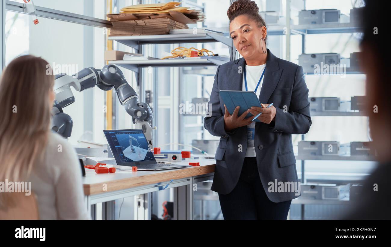 Meeting actions hi-res stock photography and images - Alamy