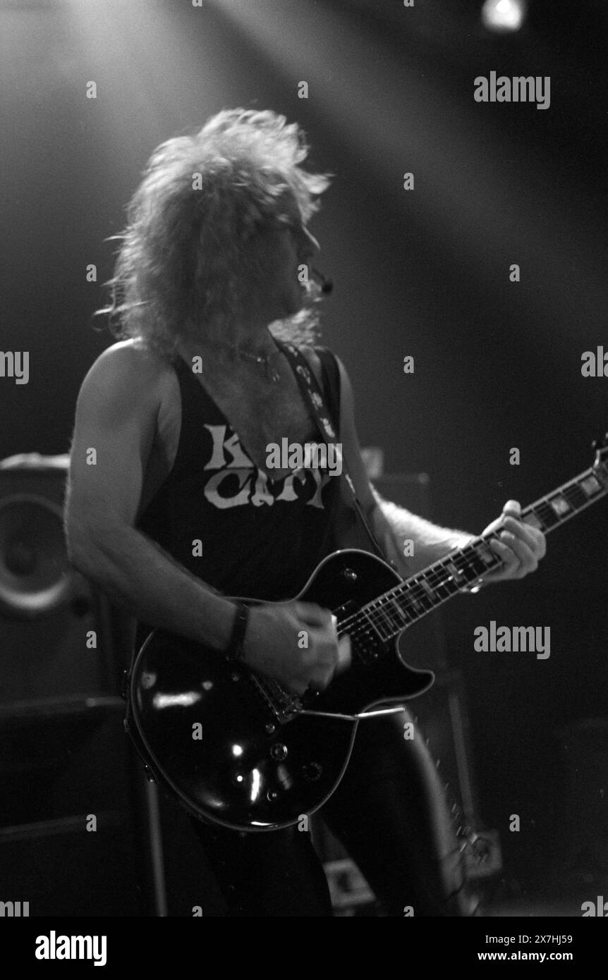 Brad Gillis performing in Santa Cruz, California 1988 Credit: Ross ...