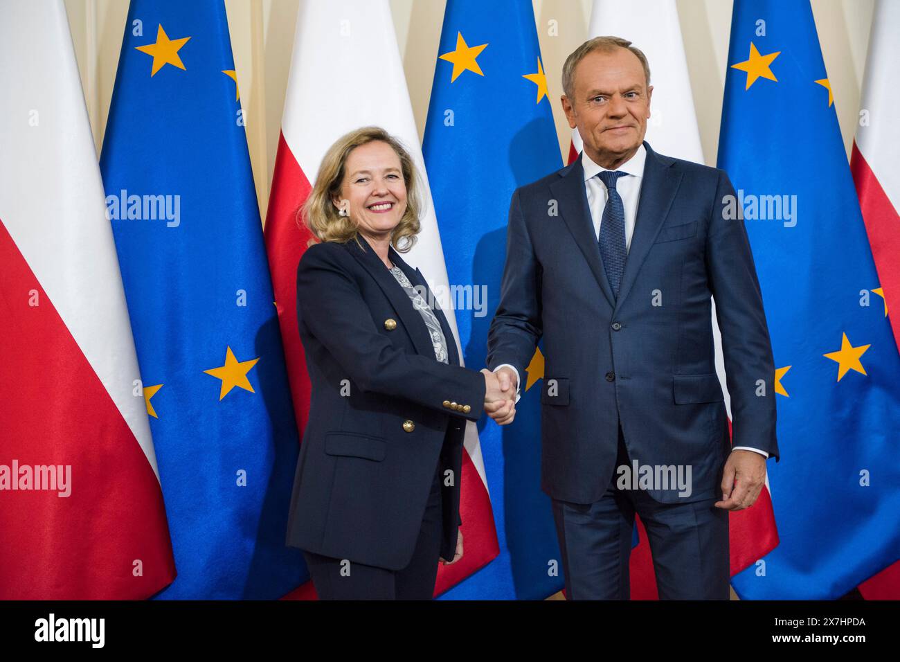Warsaw, Poland. 20th May, 2024. Prime minister Donald Tusk (R) welcomes ...