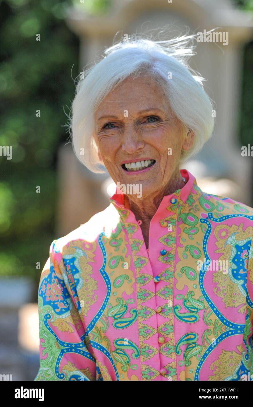 London, UK. 20th May, 2024. Dame Mary Berry DBE (food writer, chef ...