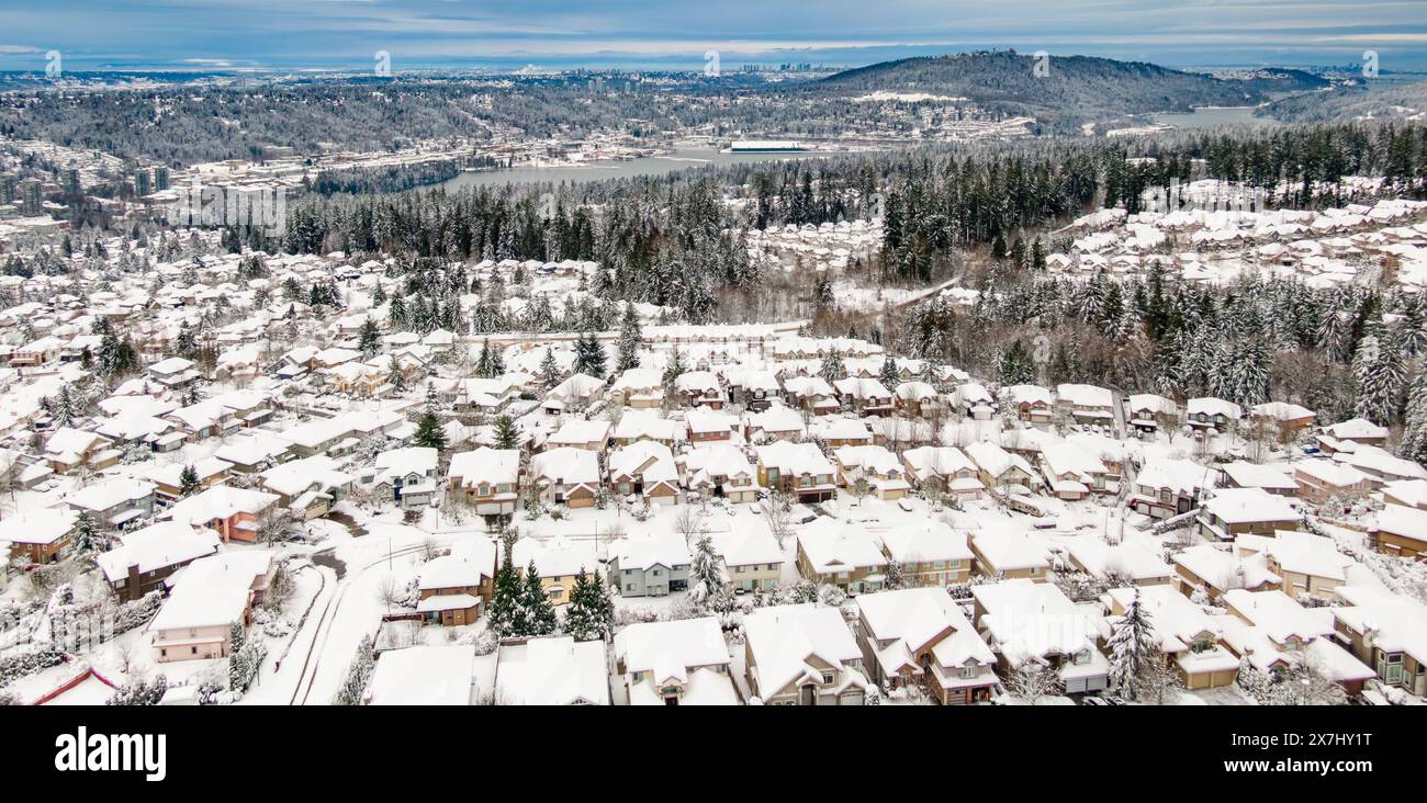 Snow Covered Homes in Suburban neighborhood Stock Photo - Alamy