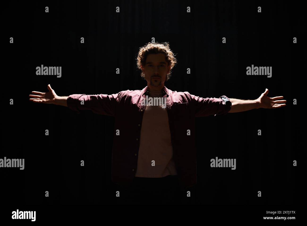 Woman arms outstretched stands hi-res stock photography and images - Alamy