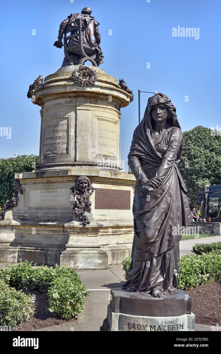 Lady Macbeth Statue and William Shakespeare Gower Monument at the ...