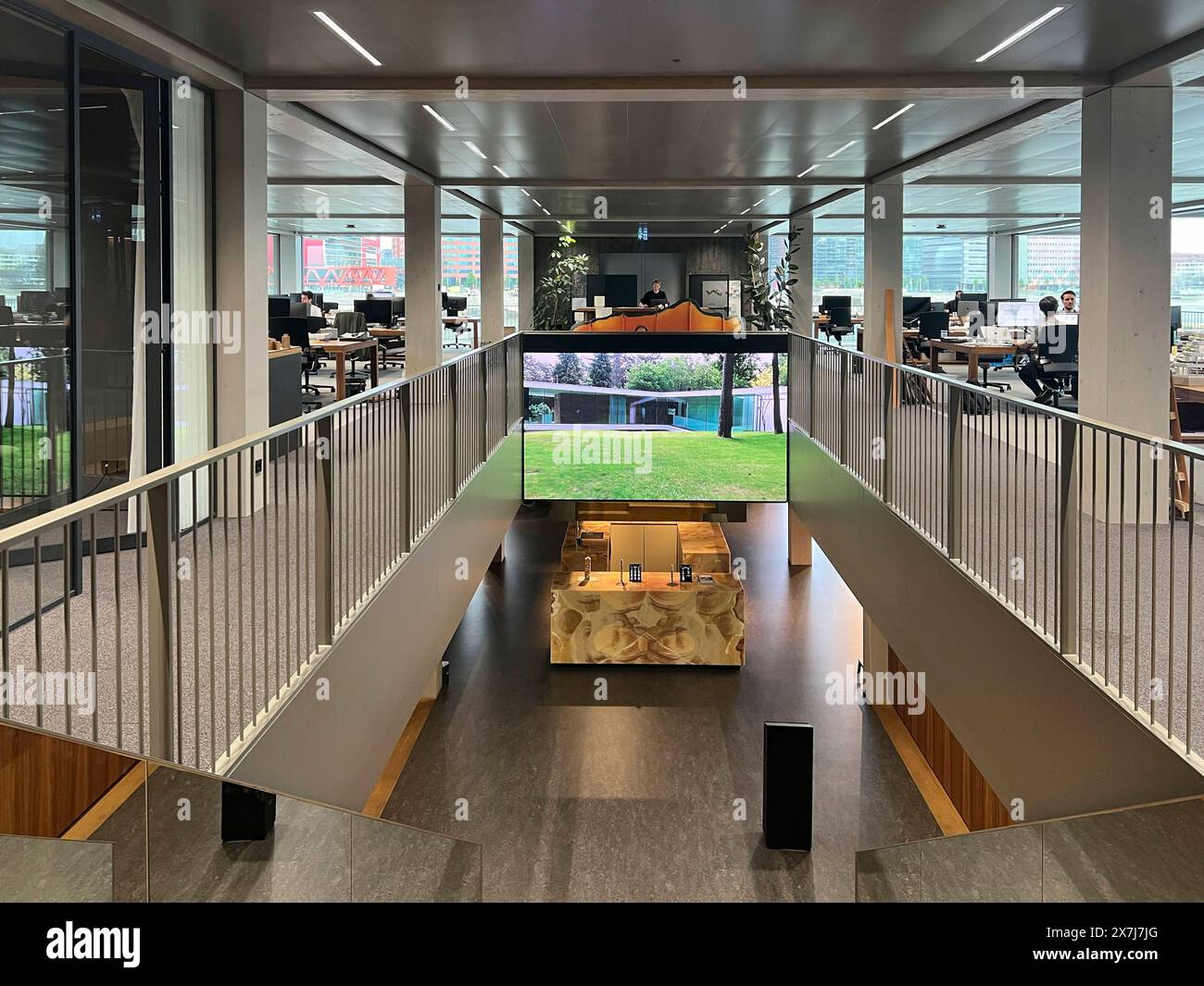 Floating Office Rotterdam FOR Schwimmendes Bürohaus Floating Office ...