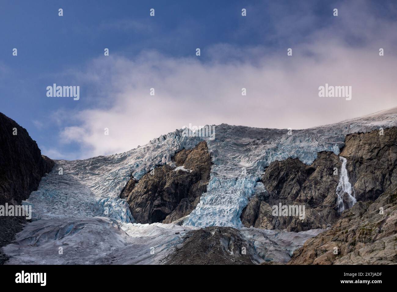 Buerbreen glacier hi-res stock photography and images - Alamy
