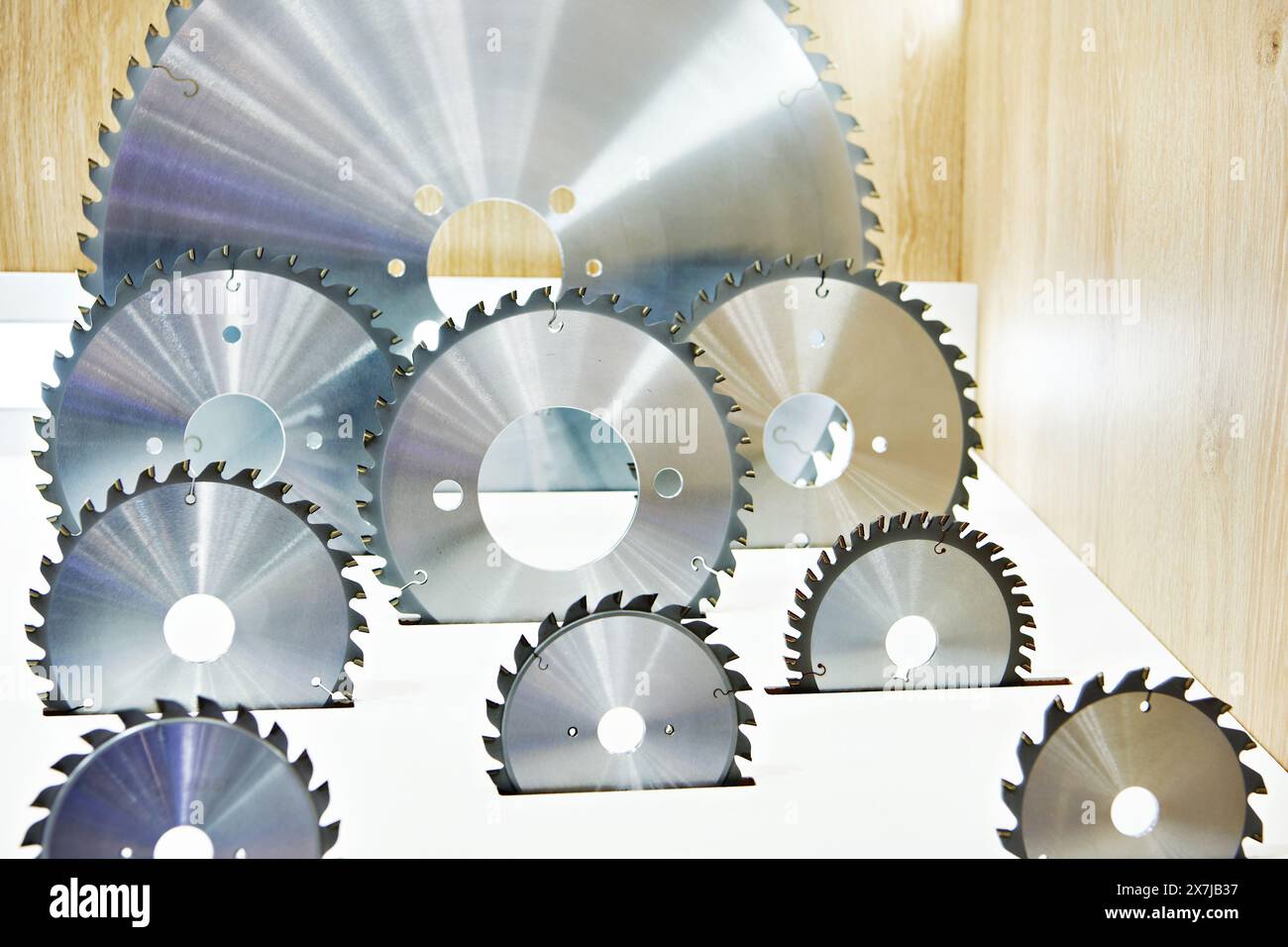 Circular saws for machine tools Stock Photo - Alamy