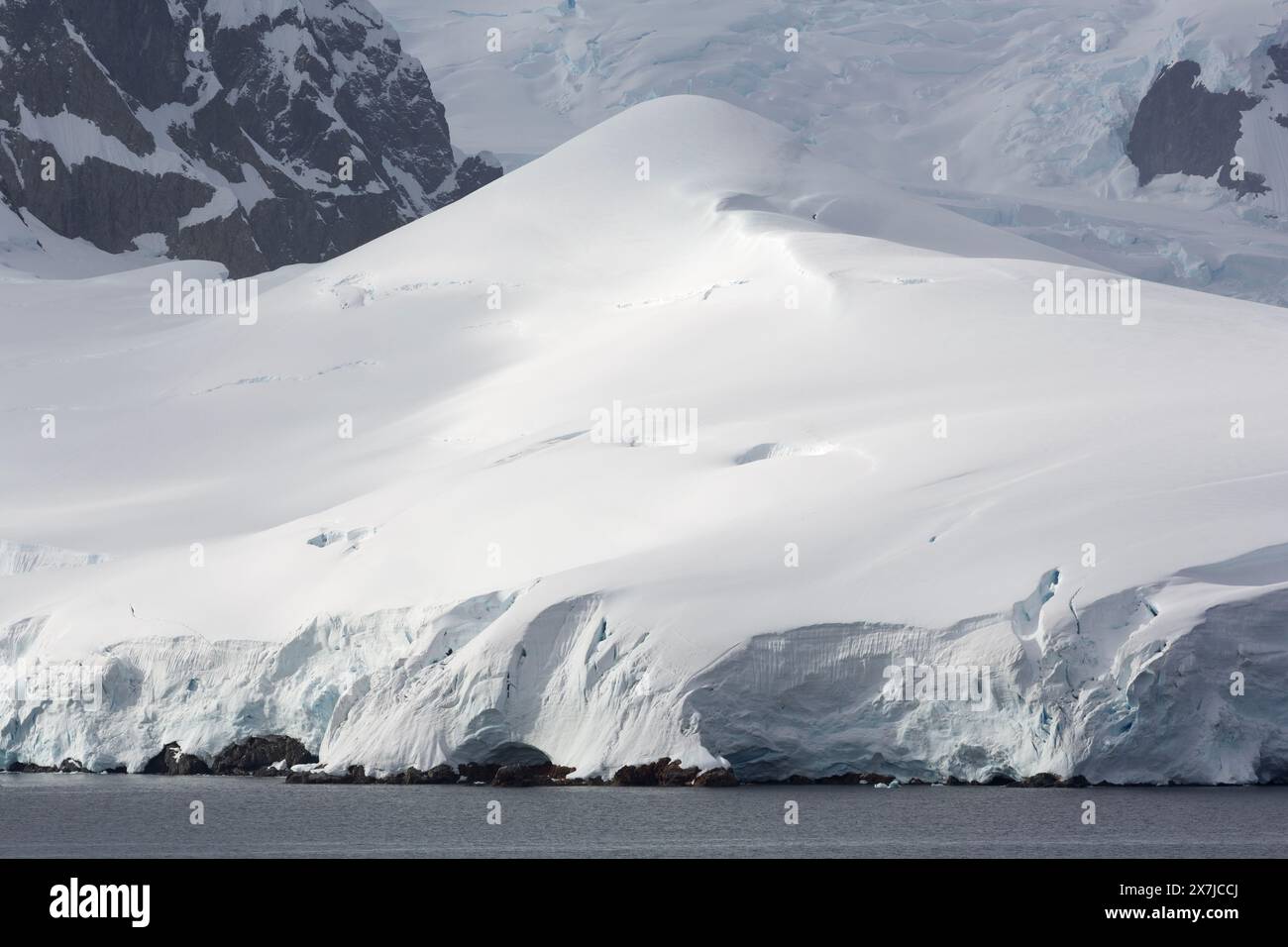 Wilhelmina Bay, Antarctic Peninsula, Antarctica Stock Photo - Alamy