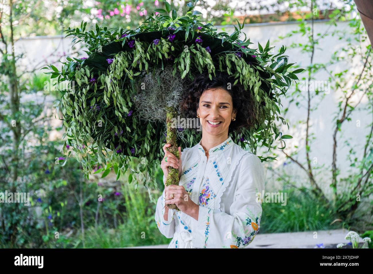 Obi wan kenobi actress indira varma hi-res stock photography and images ...