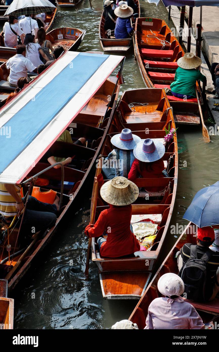 Thailand, Bangkok, wooden Thai boats at the Floating Market Stock Photo ...